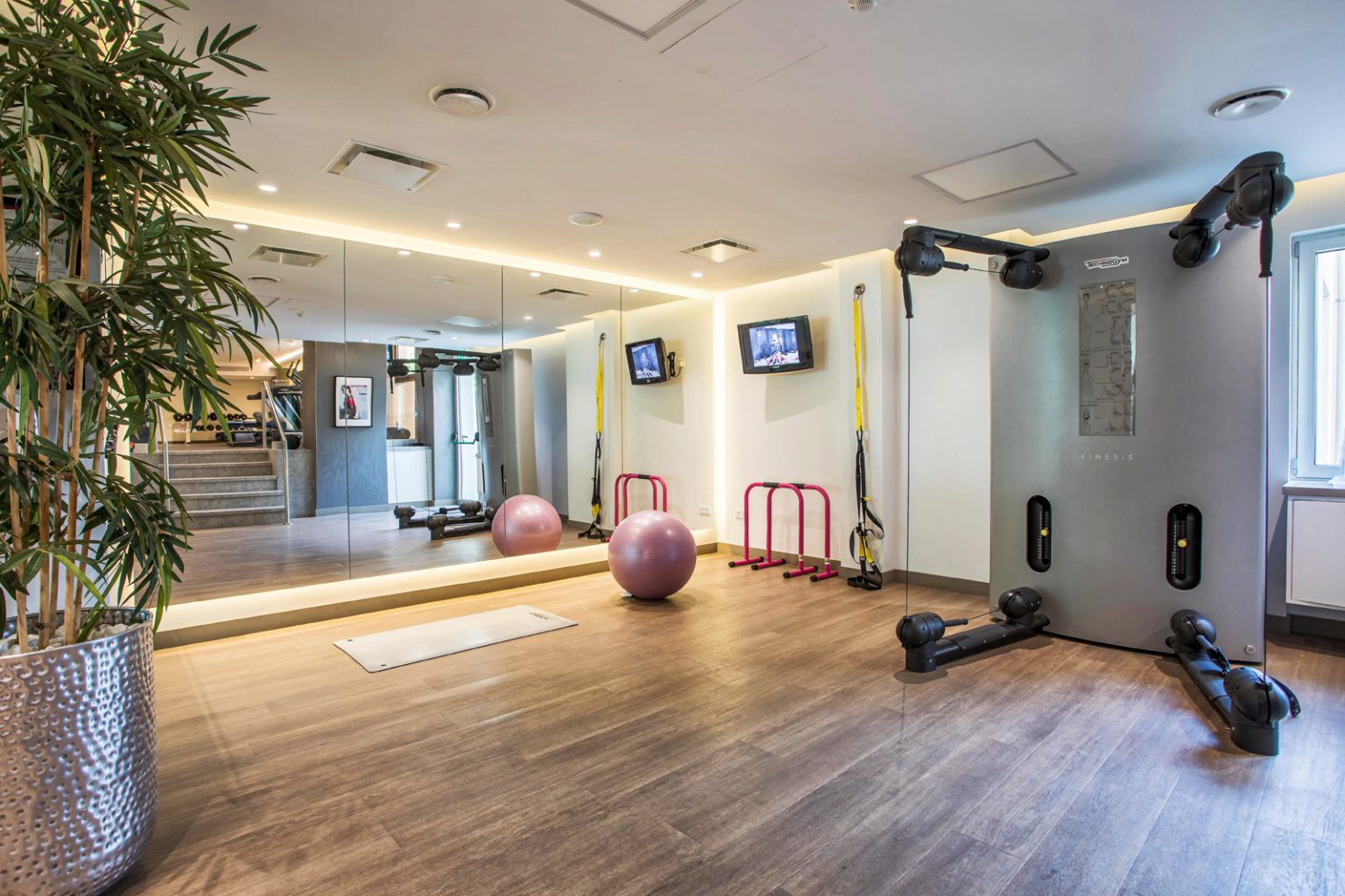 Spa & Wellness - Crowne Plaza Limassol